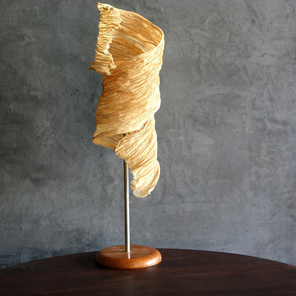 Buy Table Lamp | Leaf Curl Table Lamp | Shop at Oorjaa